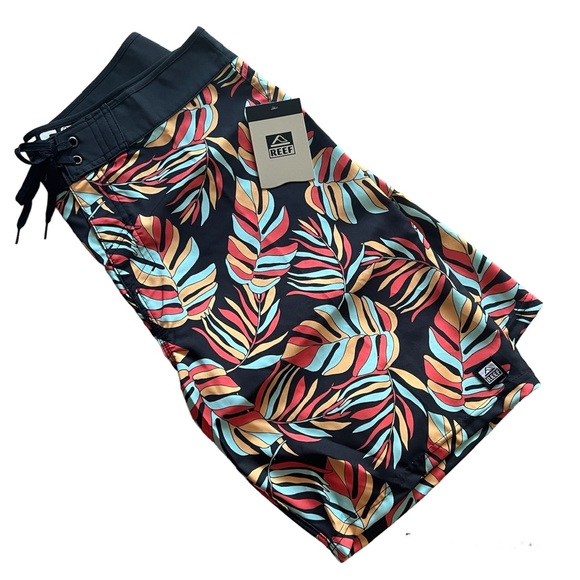 Reef | Shorts | Reef Surf Company Tropical Palm Leaves Mens Surfboard ...